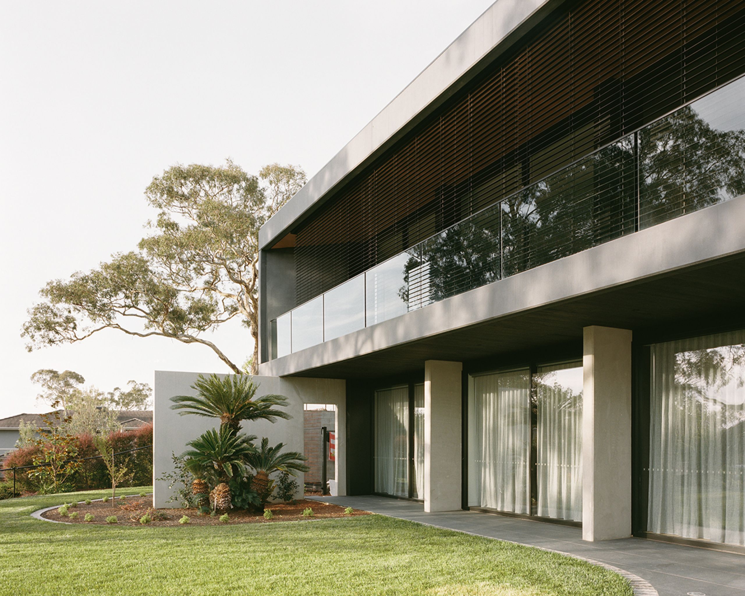 Project Case Study: Deakin House - Shade Factor